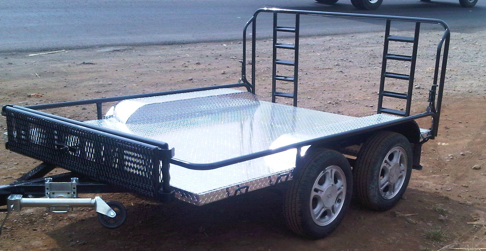 Otros remolques - Carrocerías y Remolques El Veloz